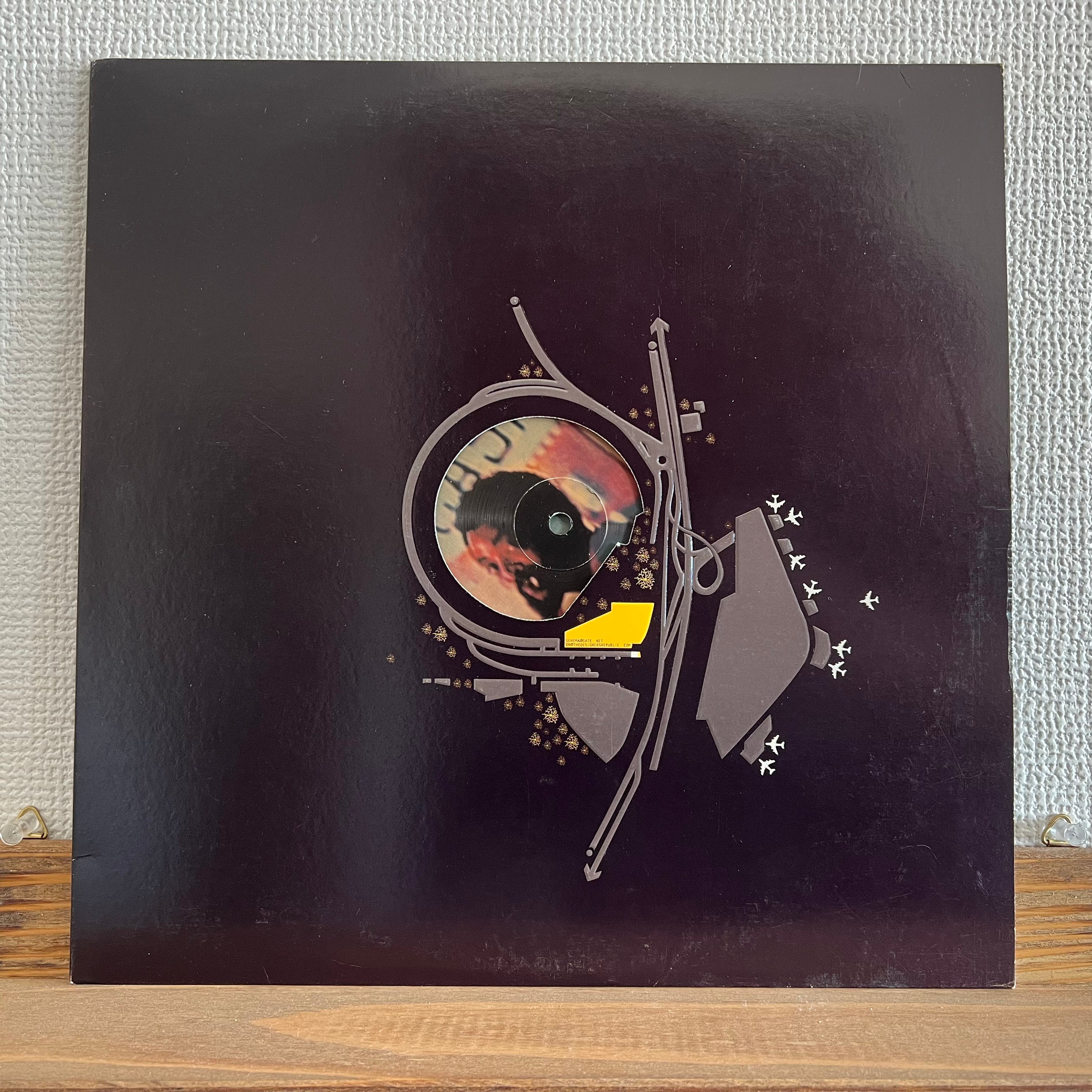 Push Button Objects ‎- Cash – Music Forecast